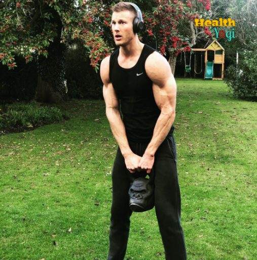 Tom Hopper Workout Routine And Diet Plan For The Umbrella Academy ...